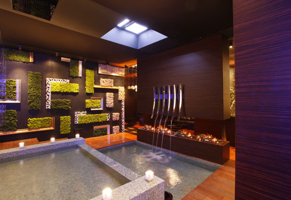 Mosstile, jardines verticales listos para colgar - DecoEstilo